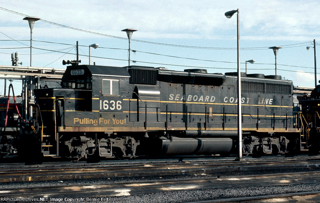 Seaboard Coast Line (Seaboard'System) GP40-2 #1636